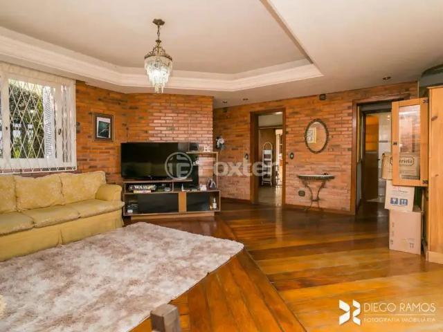 Casa / Sobrado para Venda em Porto Alegre/RS Teresópolis 3 Quartos