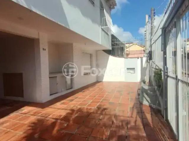 Casa / Sobrado para Venda em Porto Alegre/RS Teresópolis 3 Quartos