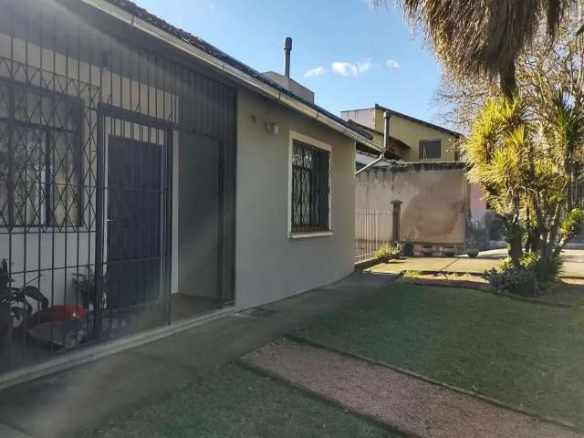 Casa / Sobrado para Venda em Porto Alegre/RS Teresópolis 3 Quartos