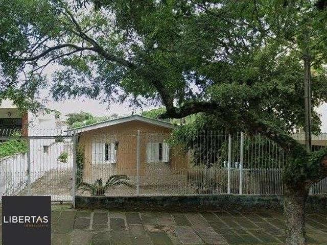Casa / Sobrado para Venda em Porto Alegre/RS Teresópolis 3 Quartos