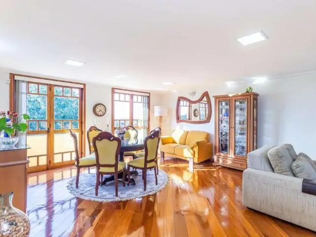 Casa / Sobrado para Venda em Porto Alegre/RS Teresópolis 3 Quartos