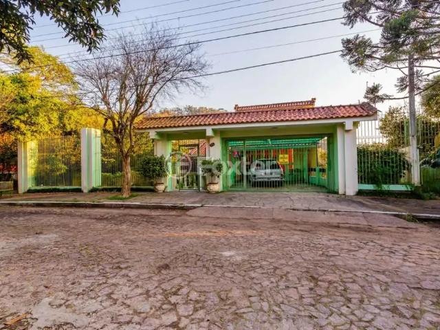 Casa / Sobrado para Venda em Porto Alegre/RS Teresópolis 3 Quartos