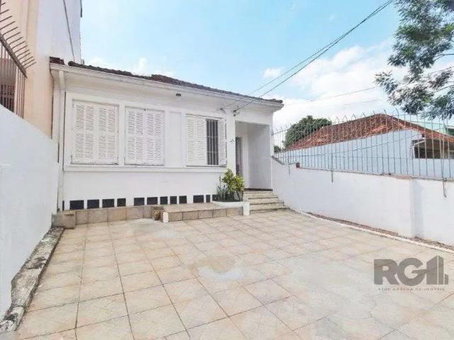 Casa / Sobrado para Venda em Porto Alegre/RS Teresópolis 3 Quartos