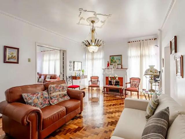 Casa / Sobrado para Venda em Porto Alegre/RS Teresópolis 3 Quartos