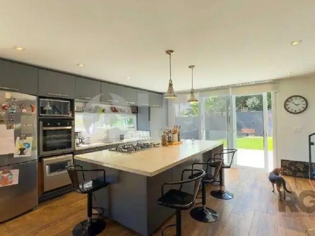 Casa / Sobrado para Venda em Porto Alegre/RS Teresópolis 3 Quartos