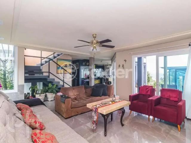 Casa / Sobrado para Venda em Porto Alegre/RS Teresópolis 3 Quartos