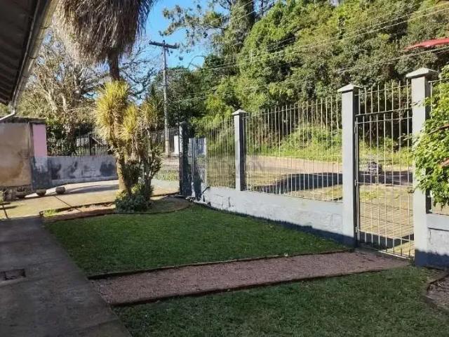 Casa / Sobrado para Venda em Porto Alegre/RS Teresópolis 3 Quartos
