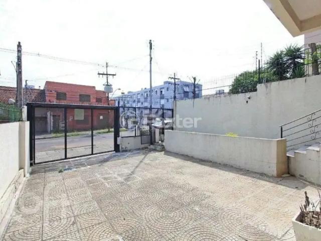 Casa / Sobrado para Venda em Porto Alegre/RS Teresópolis 3 Quartos