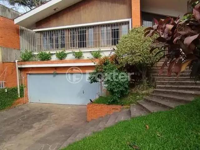 Casa / Sobrado para Venda em Porto Alegre/RS Três Figueiras 4 Quartos