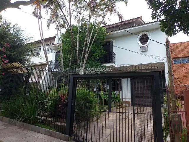 Casa / Sobrado para Venda em Porto Alegre/RS Três Figueiras 4 Quartos