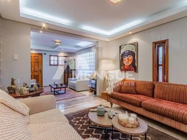 Casa / Sobrado para Venda em Porto Alegre/RS Três Figueiras 4 Quartos