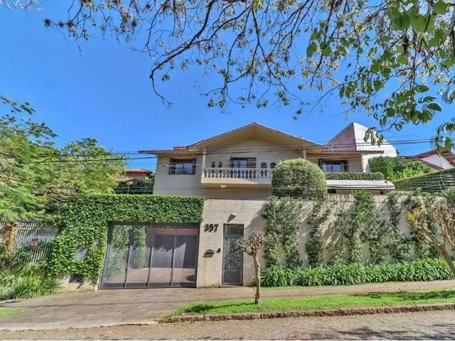 Casa / Sobrado para Venda em Porto Alegre/RS Três Figueiras 4 Quartos