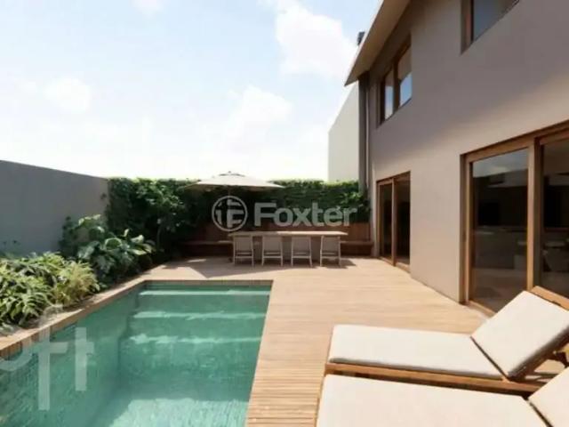Casa / Sobrado para Venda em Porto Alegre/RS Três Figueiras 4 Quartos