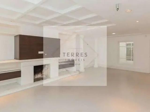 Casa / Sobrado para Venda em Porto Alegre/RS Três Figueiras 4 Quartos