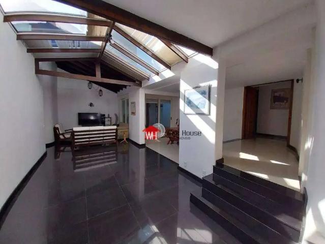 Casa / Sobrado para Venda em Porto Alegre/RS Três Figueiras 5 Quartos