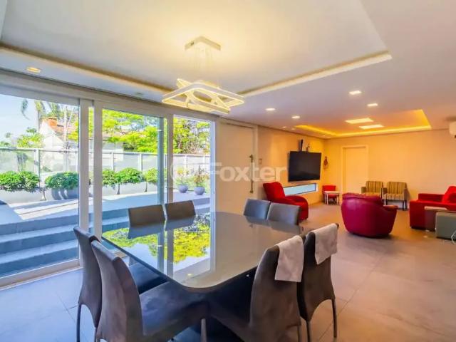 Casa / Sobrado para Venda em Porto Alegre/RS Três Figueiras 3 Quartos