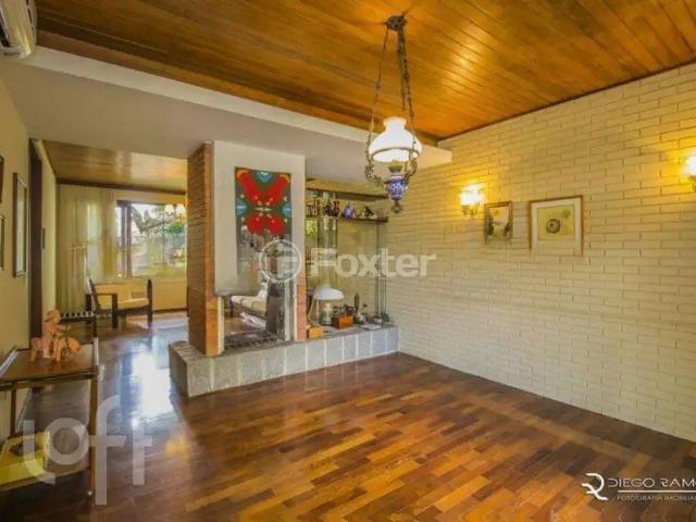 Casa / Sobrado para Venda em Porto Alegre/RS Três Figueiras 3 Quartos