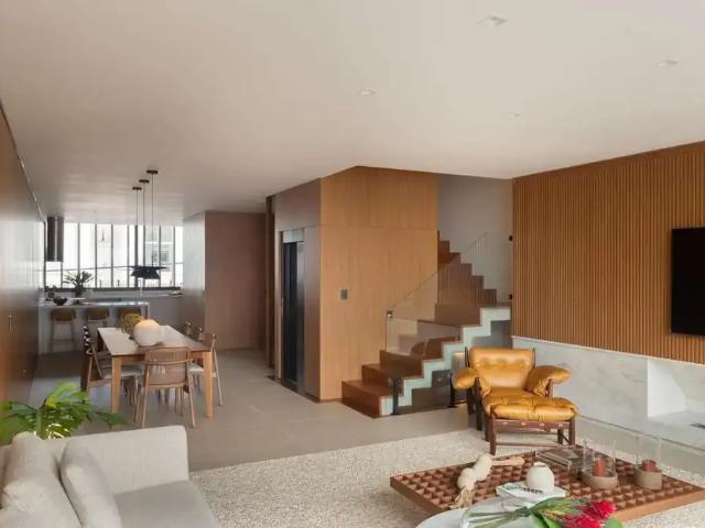Casa / Sobrado para Venda em Porto Alegre/RS Três Figueiras 3 Quartos