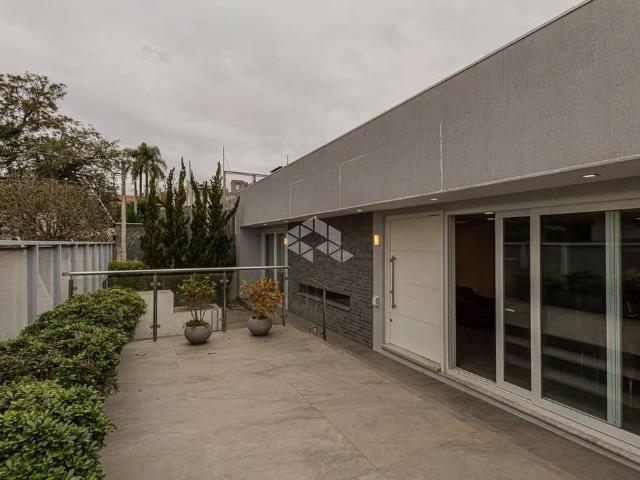 Casa / Sobrado para Venda em Porto Alegre/RS Três Figueiras 3 Quartos