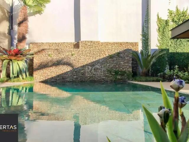 Casa / Sobrado para Venda em Porto Alegre/RS Três Figueiras 3 Quartos