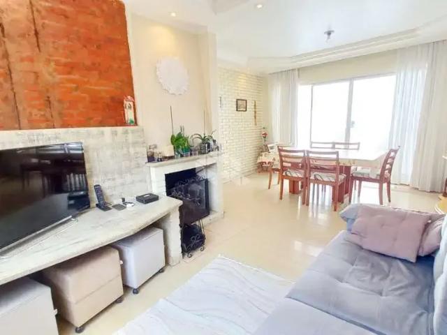Casa / Sobrado para Venda em Porto Alegre/RS Tristeza 4 Quartos