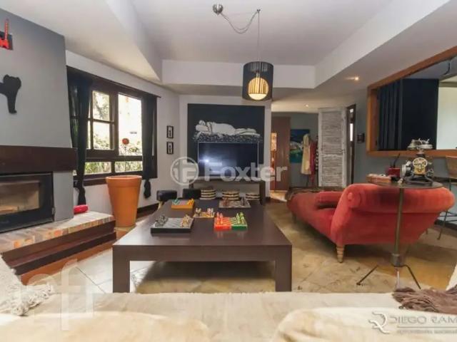 Casa / Sobrado para Venda em Porto Alegre/RS Tristeza 4 Quartos