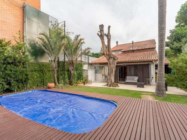 Casa / Sobrado para Venda em Porto Alegre/RS Tristeza 4 Quartos