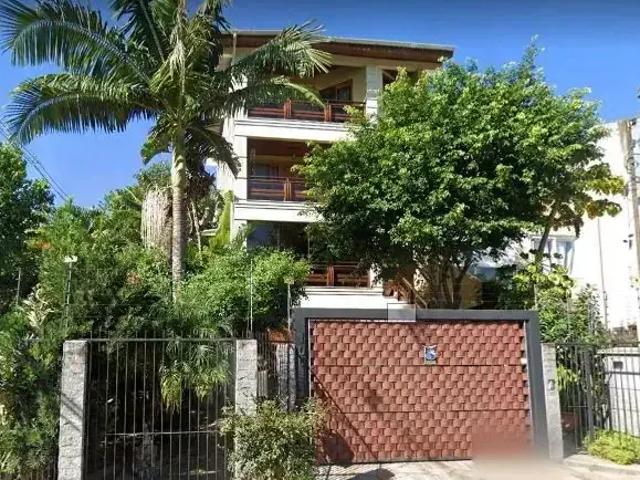 Casa / Sobrado para Venda em Porto Alegre/RS Tristeza 4 Quartos