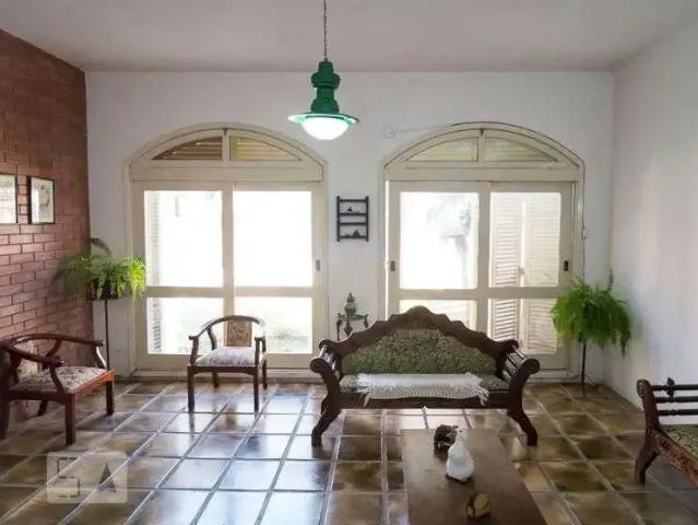 Casa / Sobrado para Venda em Porto Alegre/RS Tristeza 4 Quartos
