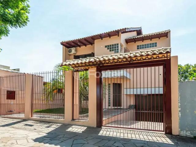 Casa / Sobrado para Venda em Porto Alegre/RS Tristeza 4 Quartos