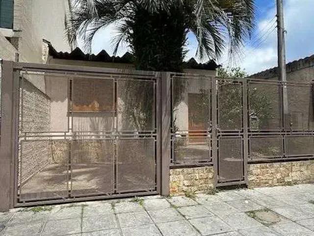 Casa / Sobrado para Venda em Porto Alegre/RS Tristeza 4 Quartos