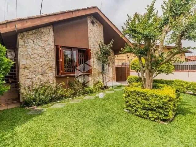 Casa / Sobrado para Venda em Porto Alegre/RS Tristeza 4 Quartos