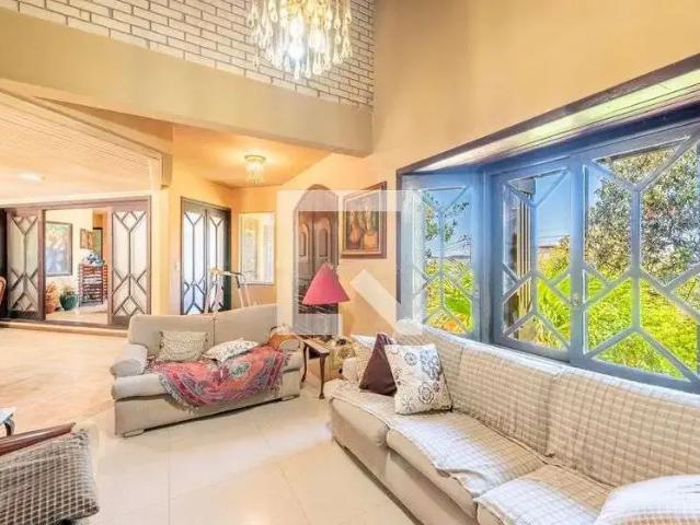 Casa / Sobrado para Venda em Porto Alegre/RS Tristeza 5 Quartos