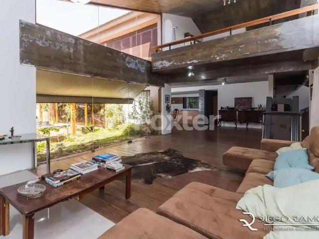 Casa / Sobrado para Venda em Porto Alegre/RS Tristeza 4 Quartos