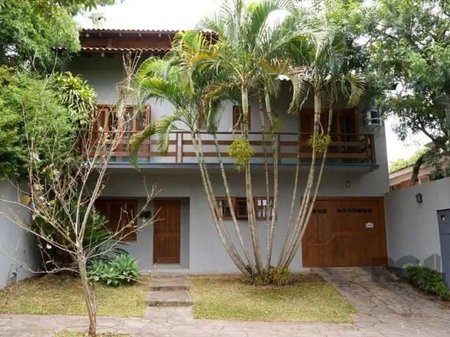 Casa / Sobrado para Venda em Porto Alegre/RS Tristeza 4 Quartos