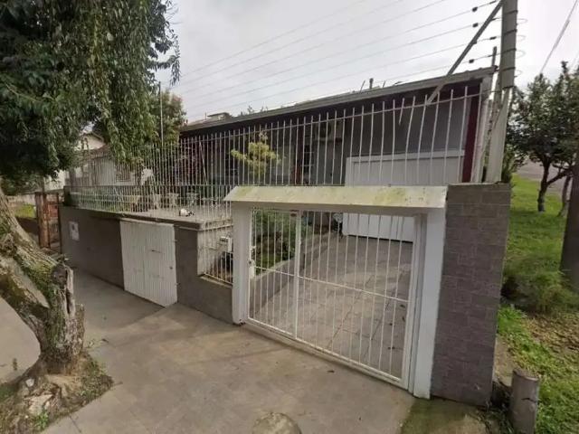 Casa / Sobrado para Venda em Porto Alegre/RS Tristeza 4 Quartos