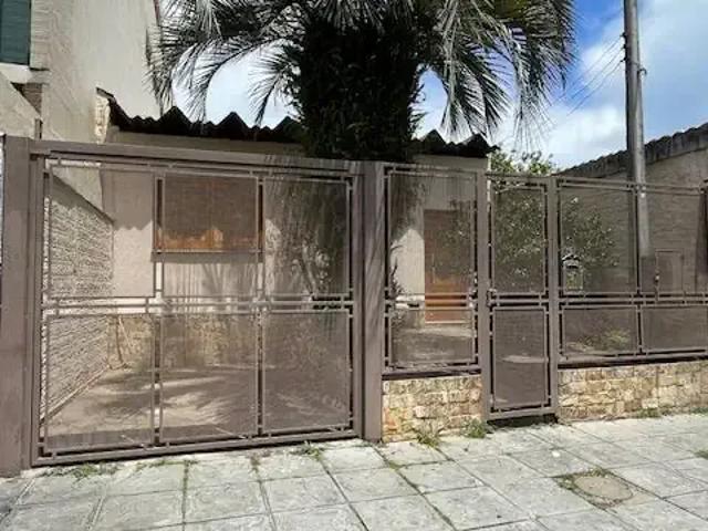 Casa / Sobrado para Venda em Porto Alegre/RS Tristeza 4 Quartos