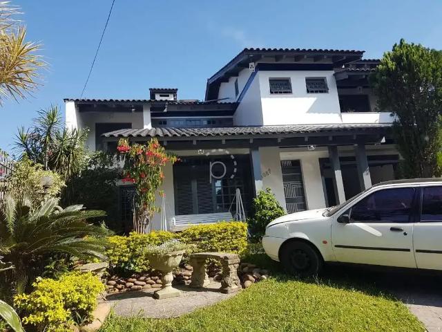 Casa / Sobrado para Venda em Porto Alegre/RS Tristeza 4 Quartos