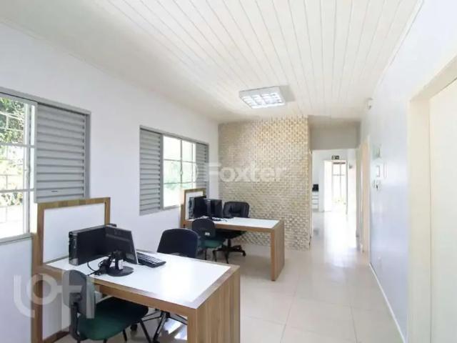 Casa / Sobrado para Venda em Porto Alegre/RS Tristeza 4 Quartos