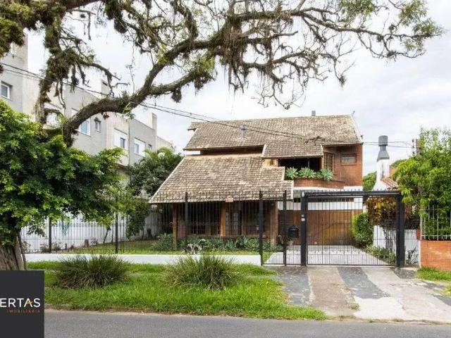 Casa / Sobrado para Venda em Porto Alegre/RS Tristeza 5 Quartos