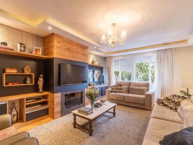 Casa / Sobrado para Venda em Porto Alegre/RS Tristeza 5 Quartos