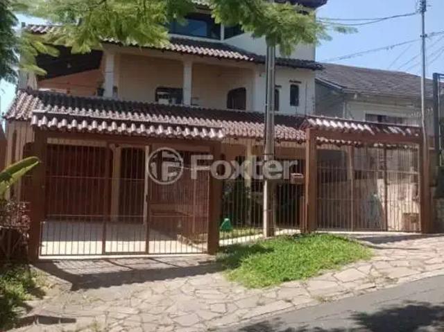 Casa / Sobrado para Venda em Porto Alegre/RS Tristeza 5 Quartos