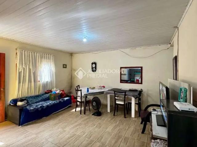 Casa / Sobrado para Venda em Porto Alegre/RS Tristeza 2 Quartos