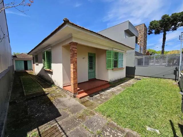Casa / Sobrado para Venda em Porto Alegre/RS Tristeza 2 Quartos