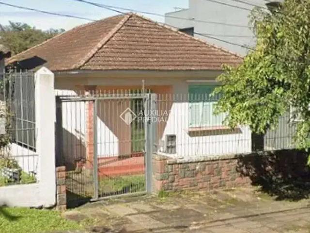 Casa / Sobrado para Venda em Porto Alegre/RS Tristeza 2 Quartos