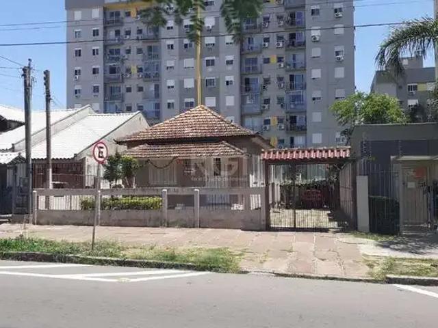 Casa / Sobrado para Venda em Porto Alegre/RS Tristeza 2 Quartos