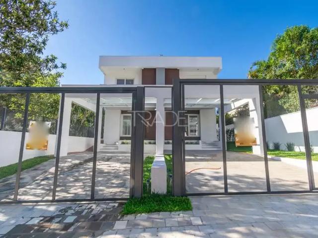 Casa / Sobrado para Venda em Porto Alegre/RS Tristeza 3 Quartos