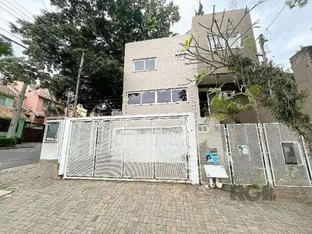 Casa / Sobrado para Venda em Porto Alegre/RS Tristeza 3 Quartos