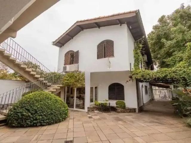 Casa / Sobrado para Venda em Porto Alegre/RS Tristeza 3 Quartos