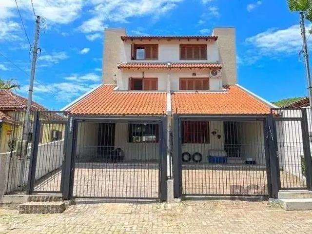 Casa / Sobrado para Venda em Porto Alegre/RS Tristeza 3 Quartos
